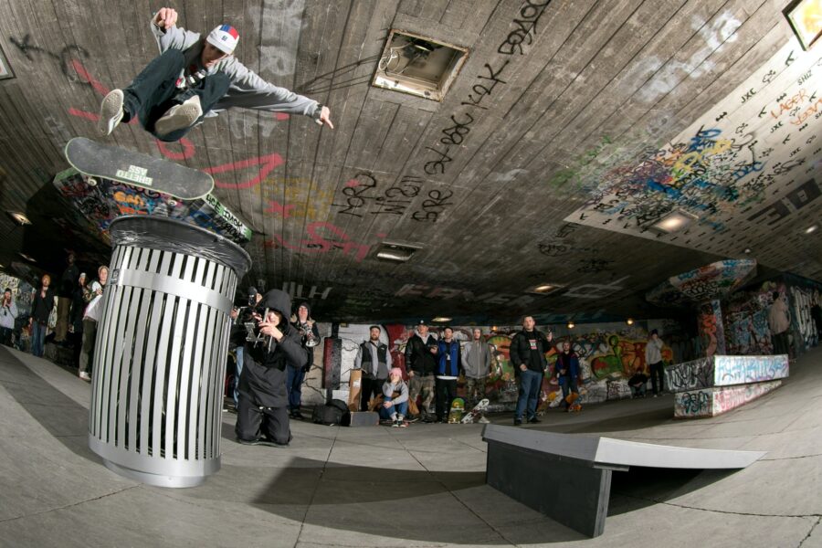 DC x Slam City – Southbank Kicker-to-Can Jam: A Love Park Replica at ...